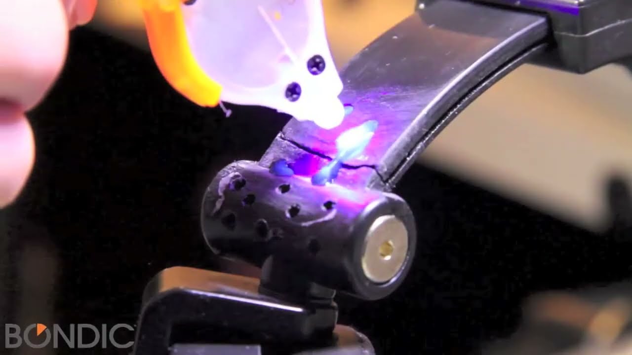 Bondic - flytande plast som härdar | SmartaSaker.se - YouTube