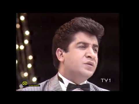 Burhan Çaçan _ Ayaz Geceler 1988 89 Yilbasi TV1