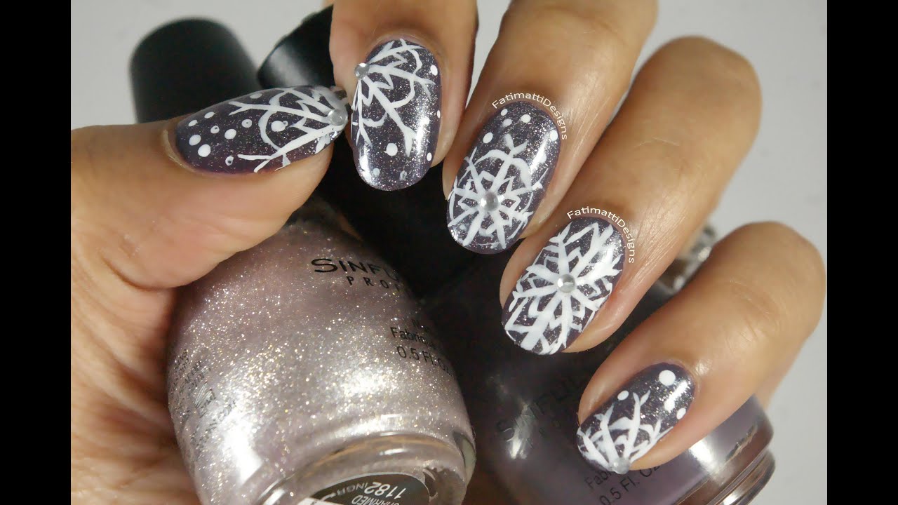 DIY: Elegant and Professional Snowflake Nail Art *Winter Nail Art ...