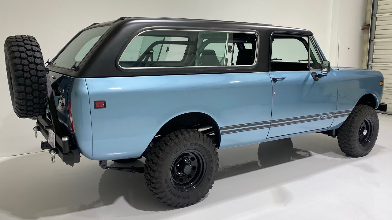 Scout II Traveler Cold Start and Drive - YouTube