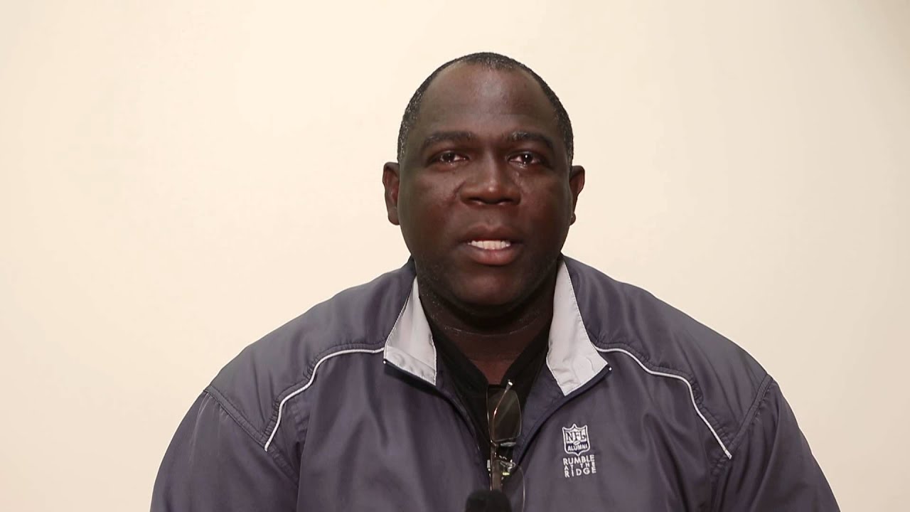 Alonzo Mitz Go Cobras - YouTube