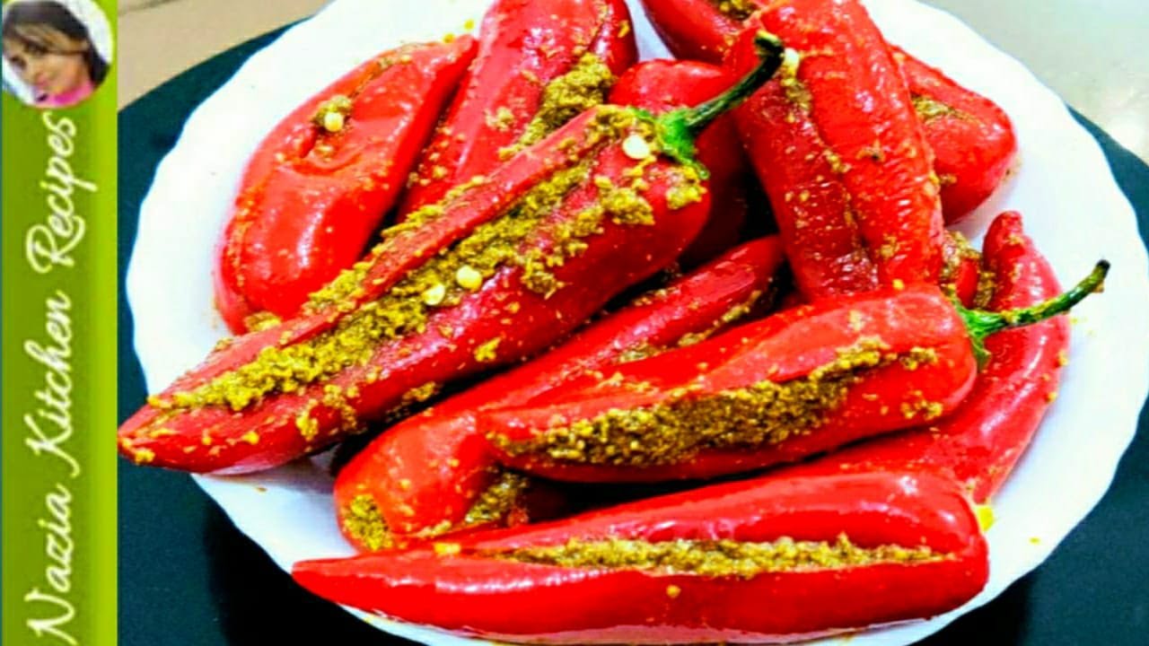 लाल मिर्च का भरवा अचार| Red Chilli Pickle| Moti Lal Mirch Ka Achar ...