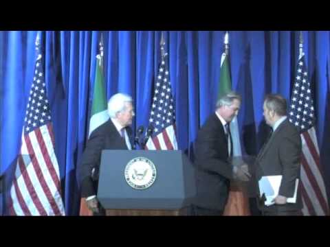 Robert M. Devlin is inducted into the Irish America Hall of Fame - YouTube