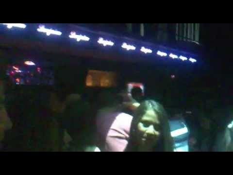 partideki çılgın gençler