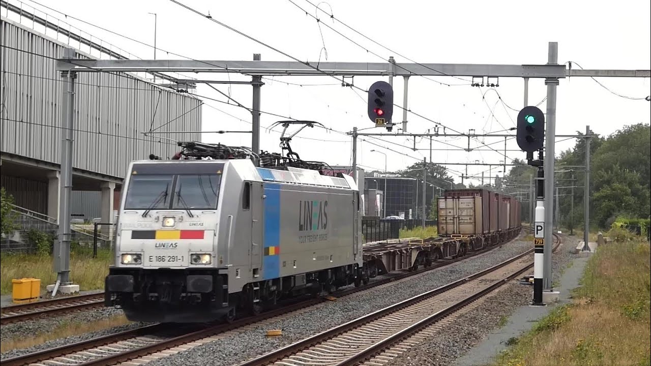 Lineas 186 291 met Volvo-trein langs Barneveld! - YouTube