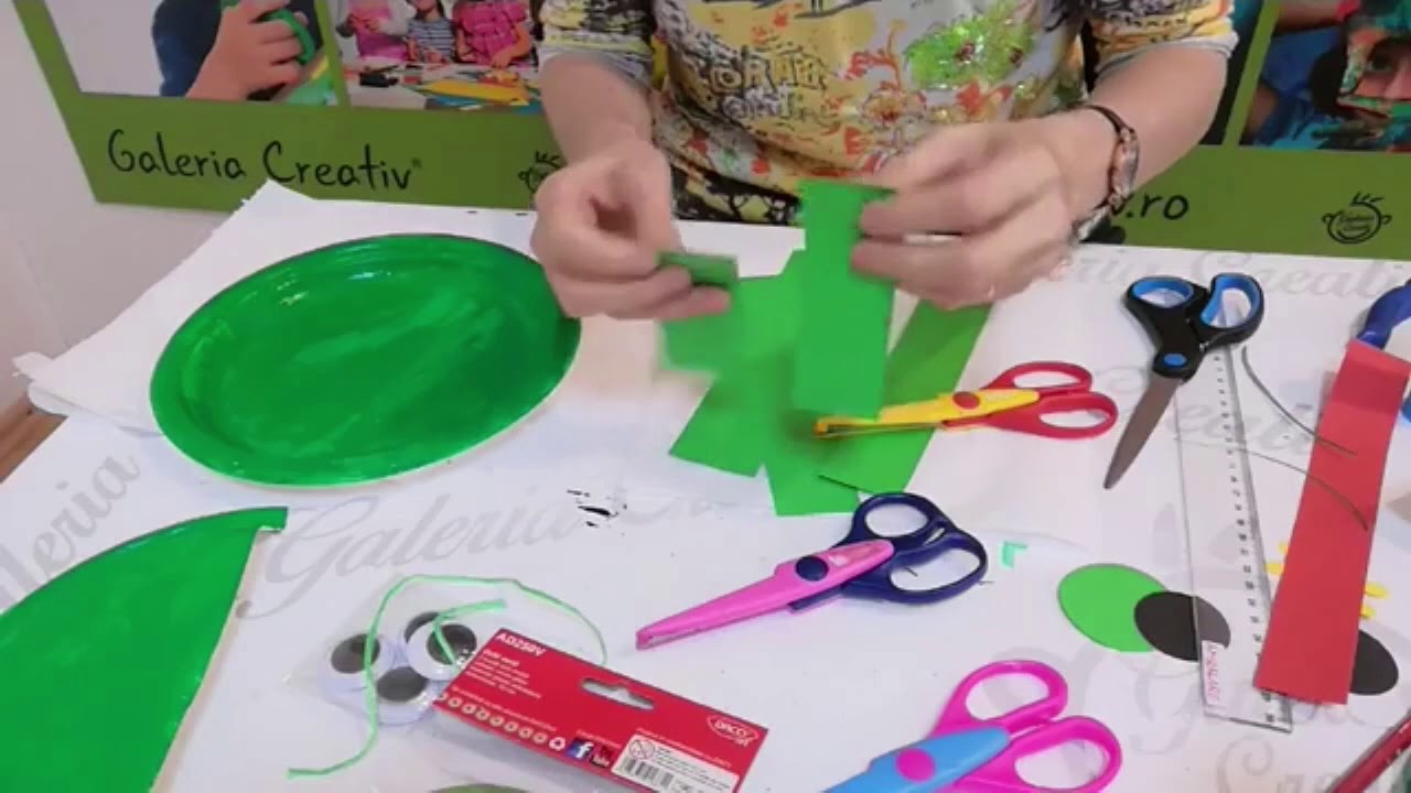 Cum sa faci un Brotacel dintr-o farfurie de carton - YouTube