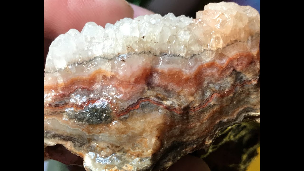Exploring for lace agate druse quartz in Missouri and found EPIC agates ...