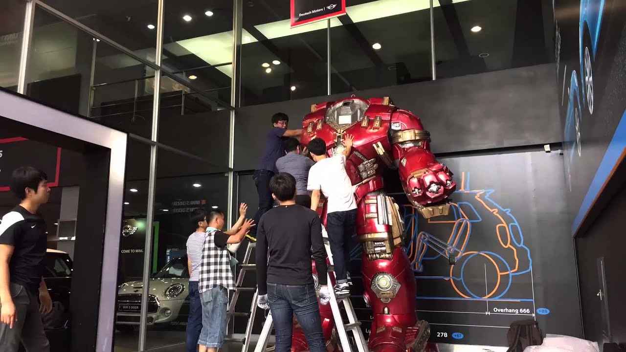 Assemble a Hulkbuster 1:1 Size - YouTube