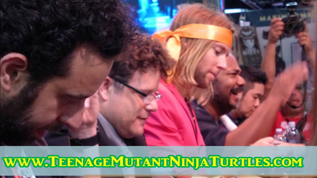 Ninja Turtles Comic Con Con 2015 images - YouTube