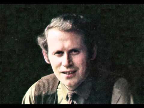 Archie Fisher - The Kielder Hunt - YouTube