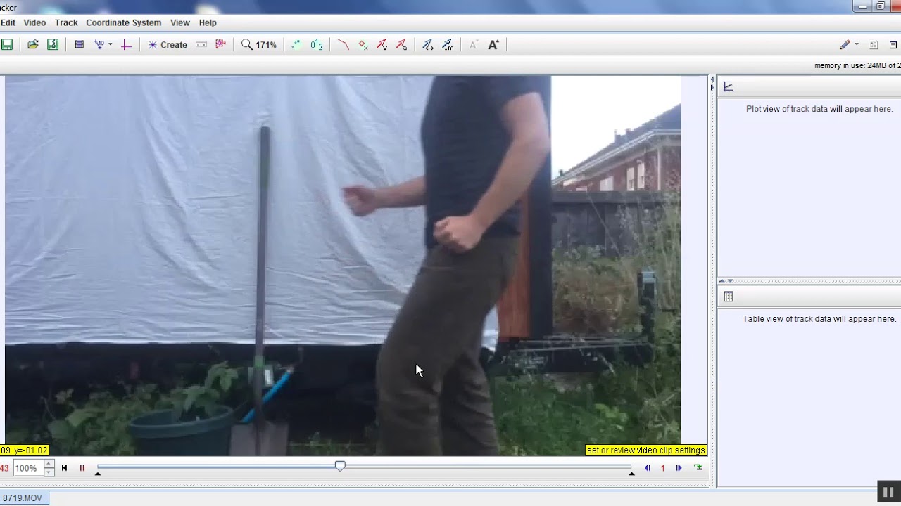 CSUEB Physics - Introduction to using Tracker software - YouTube
