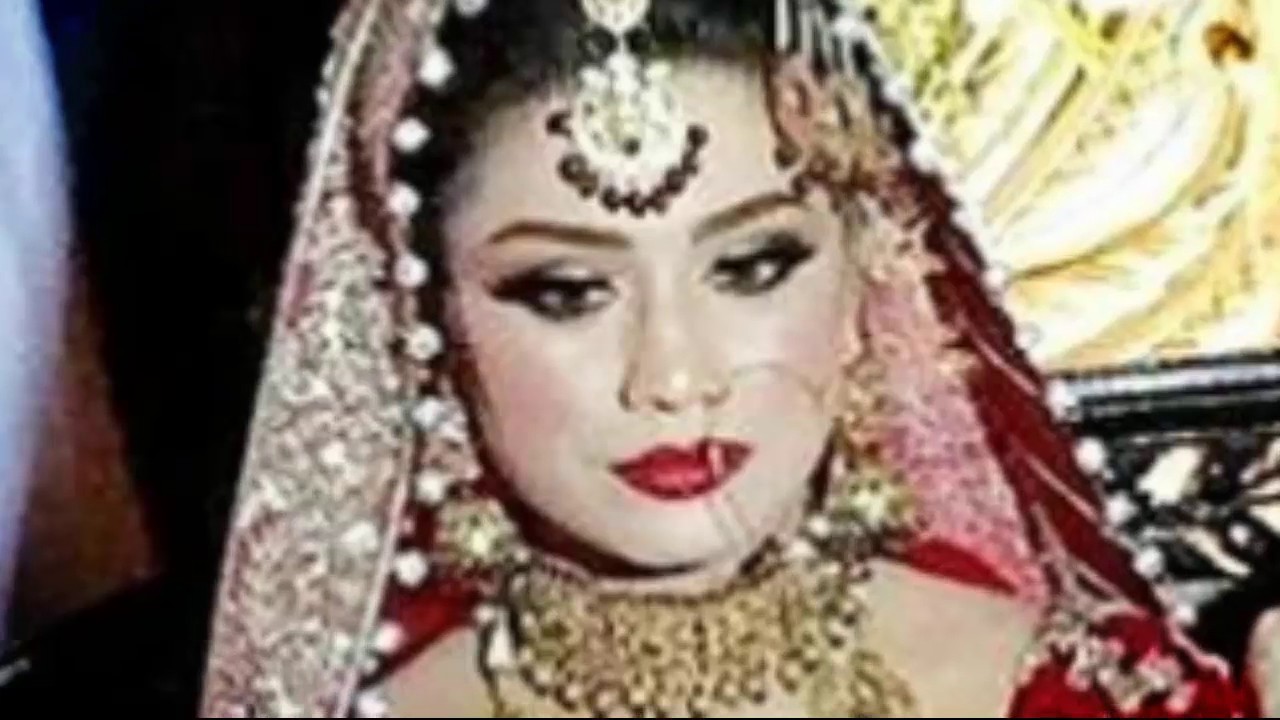 Sidra Batool's Complete Wedding Pictures - YouTube