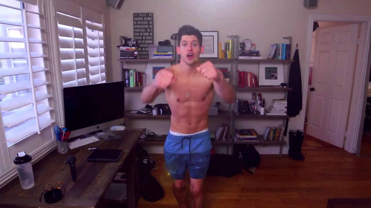 UPTOWN FUNK BRUNO MARS CUTE LIP SYNC! FULL HD DOWNLOAD - YouTube