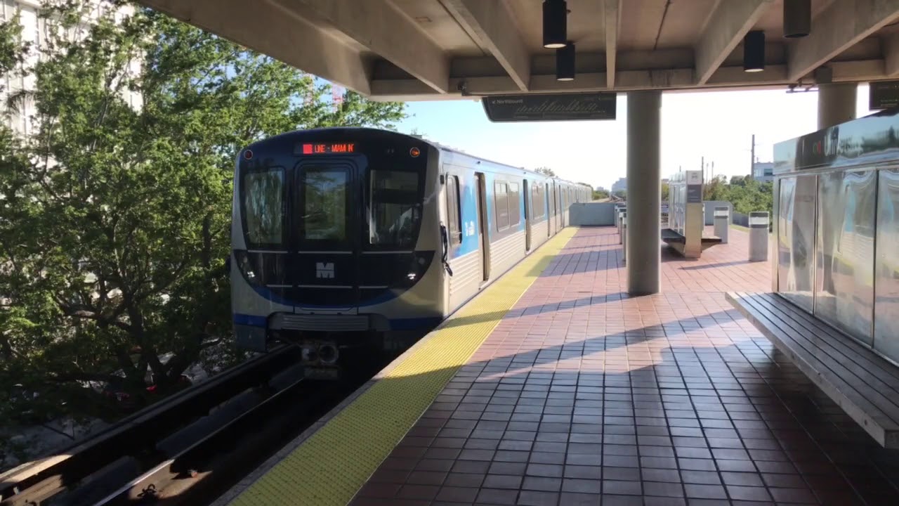 NEW Hitachi Rail Cars on the Miami Metro Rail Orange Line - YouTube
