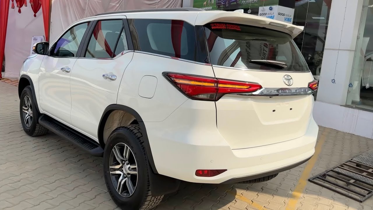 NEW 2024 FORTUNER 4x2 BASE MODEL ₹33 LAKH WHITE COLOUR || TOYOTA ...