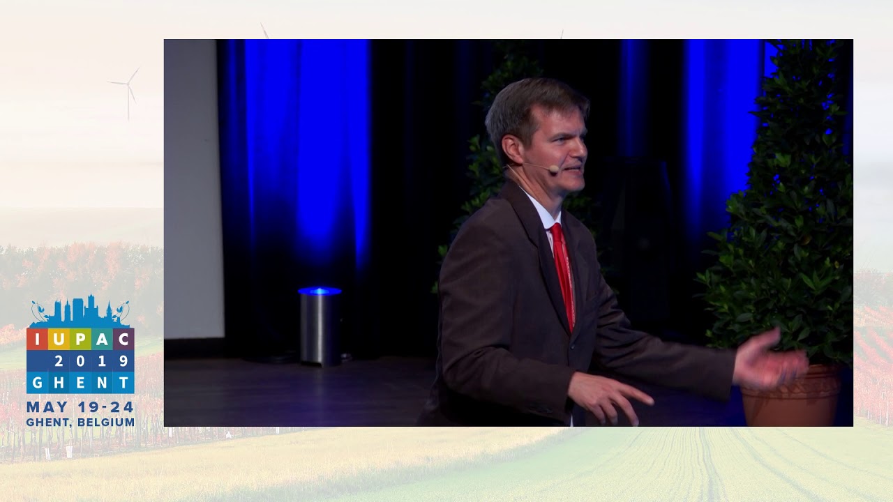 24 may 2019 | 09:05 : Plenary Talk: David Zaruk - YouTube