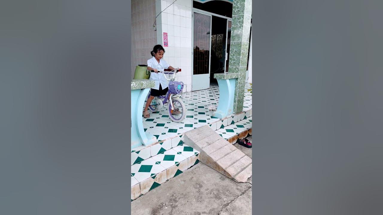 Củ Cải tập trò mới 😘😛 Củ Cải 9y - YouTube