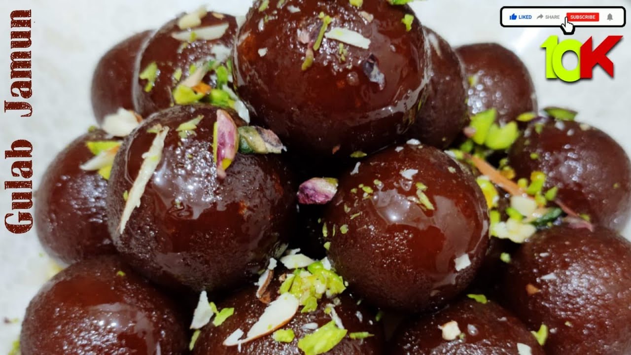 आटे के गुलाब जामुन की रेसिपी😋How to Make Gulab Jamun at Home ...
