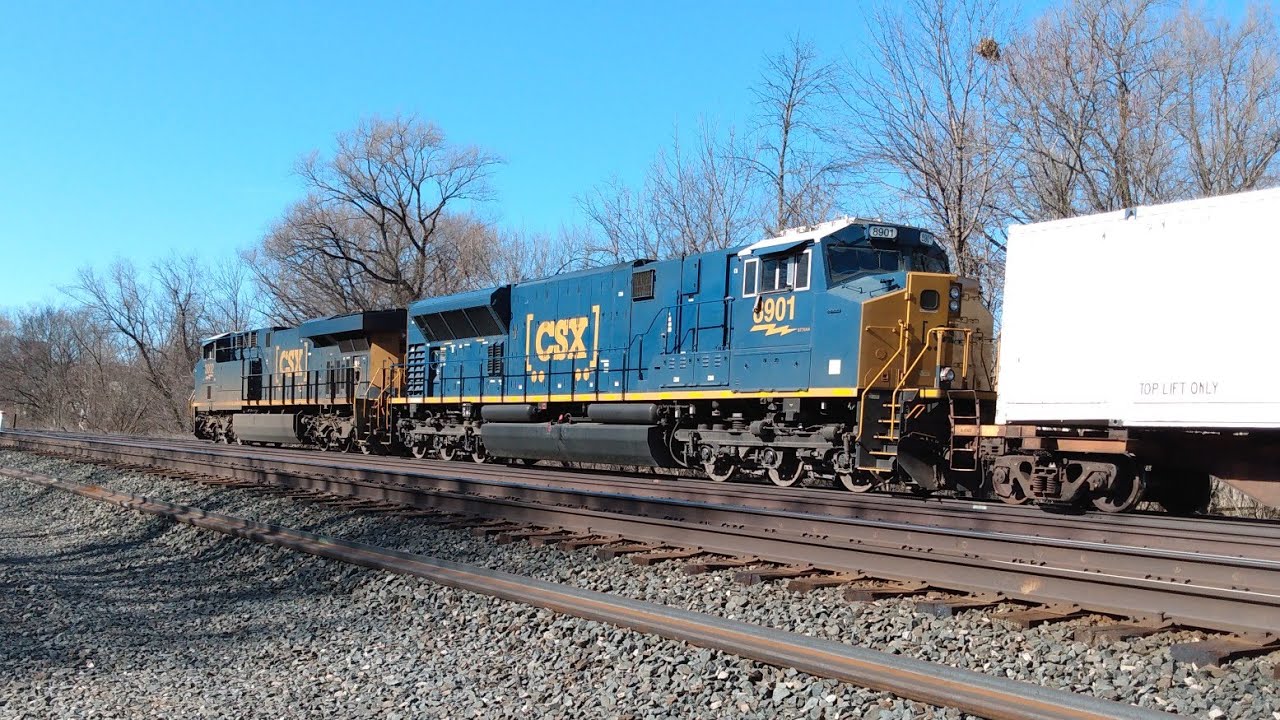 [HD] Birthday Railfanning: CSX L003 With ST70AH Trailing - Fairport, NY ...