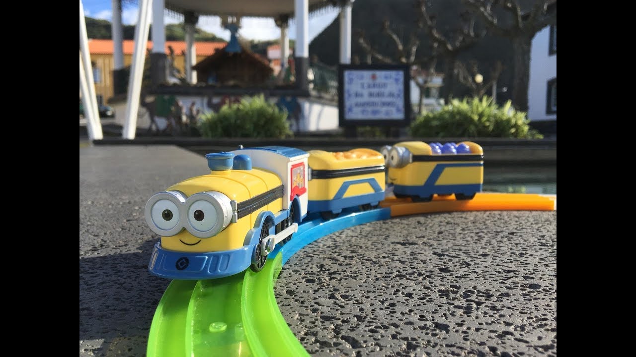 Plarail Dream railway Despicable Me Minions Talking Train at Mosteiros ...