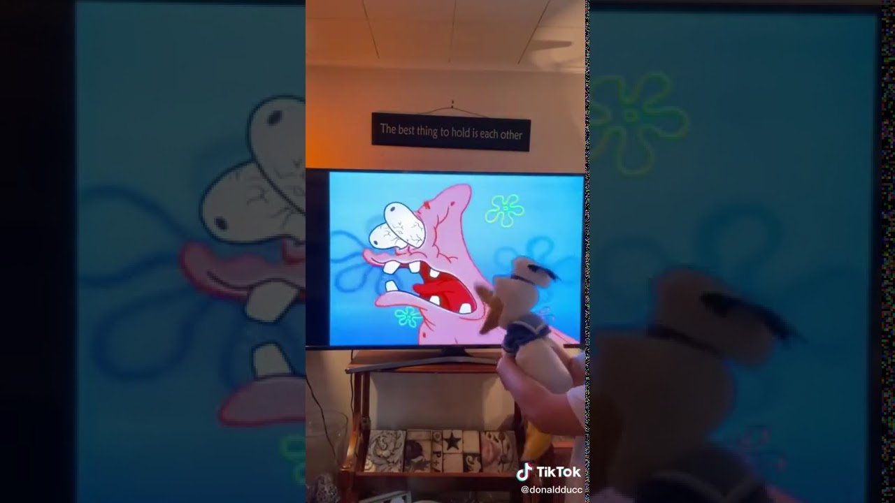 Donald duck beating up Patrick from spongebob - YouTube