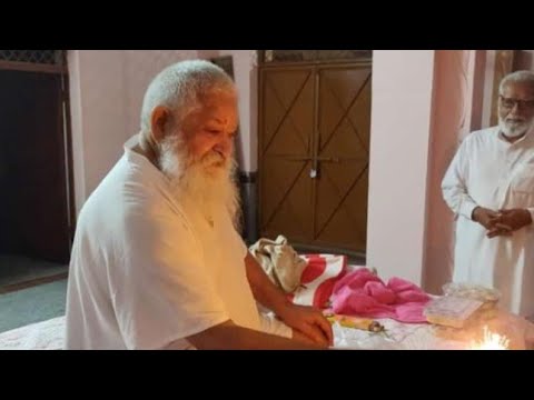 Mahanand Avdhoot Baba in bhavanagar Diamond in the sky #avdhoot - YouTube