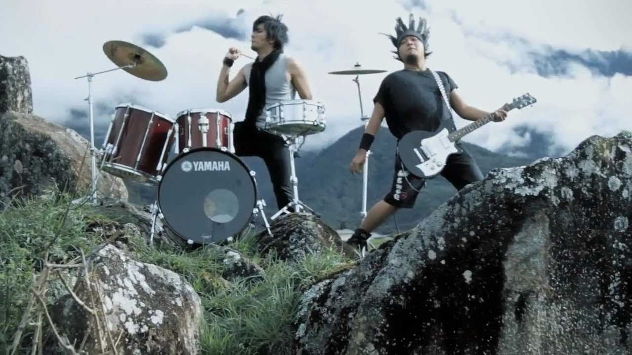 ESTRANGED - Borneo (Official Music Video) - YouTube