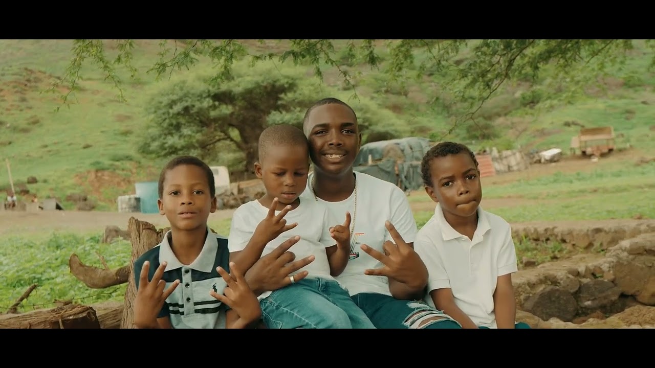 Lil Vandro feat RN--Nha Zona - YouTube