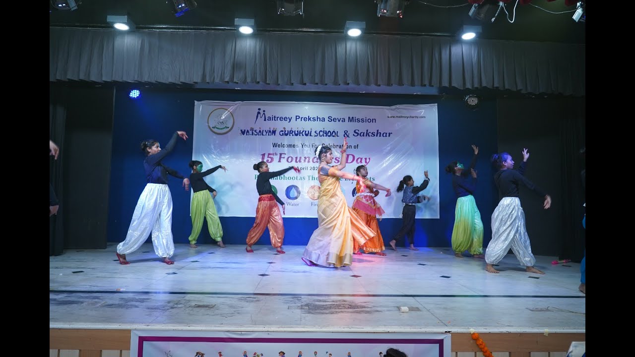 Inspiring Performances on Panchbhoot by Empowered Students | Maitreey ...