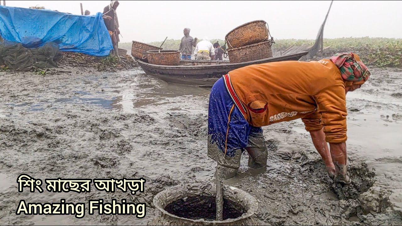 Most amazing & unbelievable fishing video.fisherman catching fish deep ...