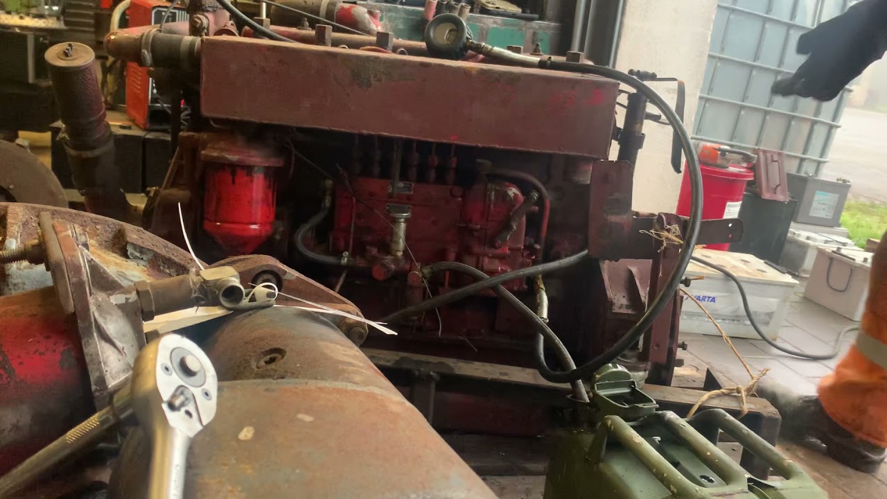 Perkins p6 Motor - YouTube