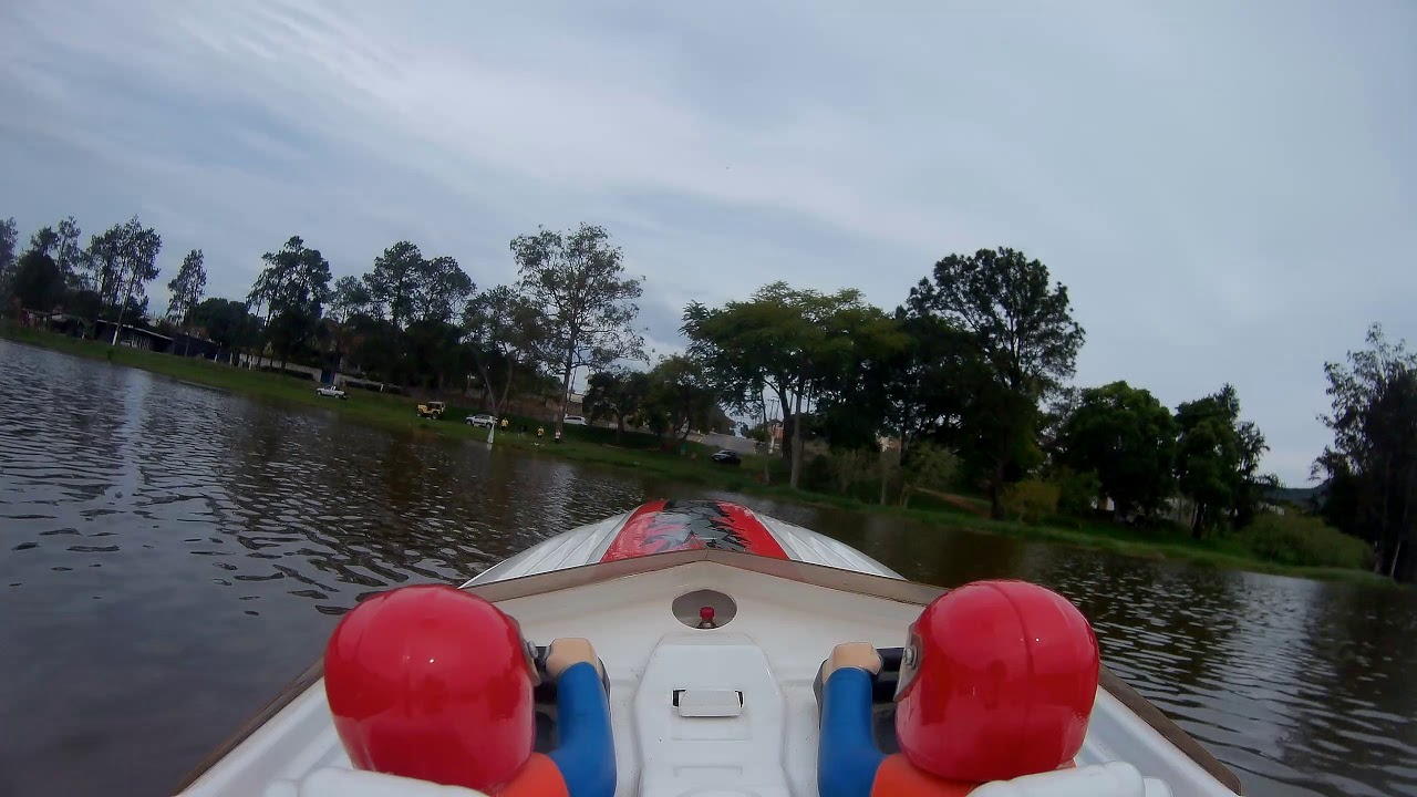 Lancha RC a Gasolina - PROBOAT ShockWave 55 - On Board Camera - YouTube