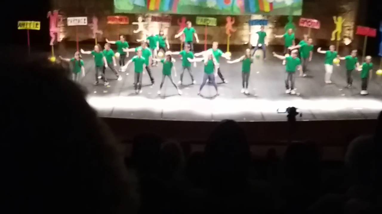 Danse Keen v dans un monde meilleur - YouTube