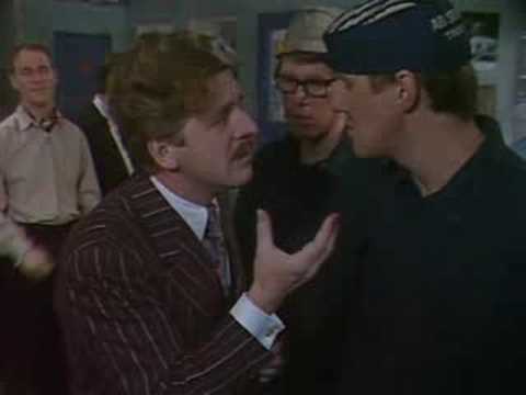 Galenskaparna & After Shave - Caesar Silverhäuzer (Macken) - YouTube