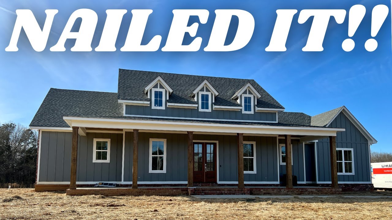 They NAILED it with this new CUSTOM built home! Modern Farmhouse Home ...