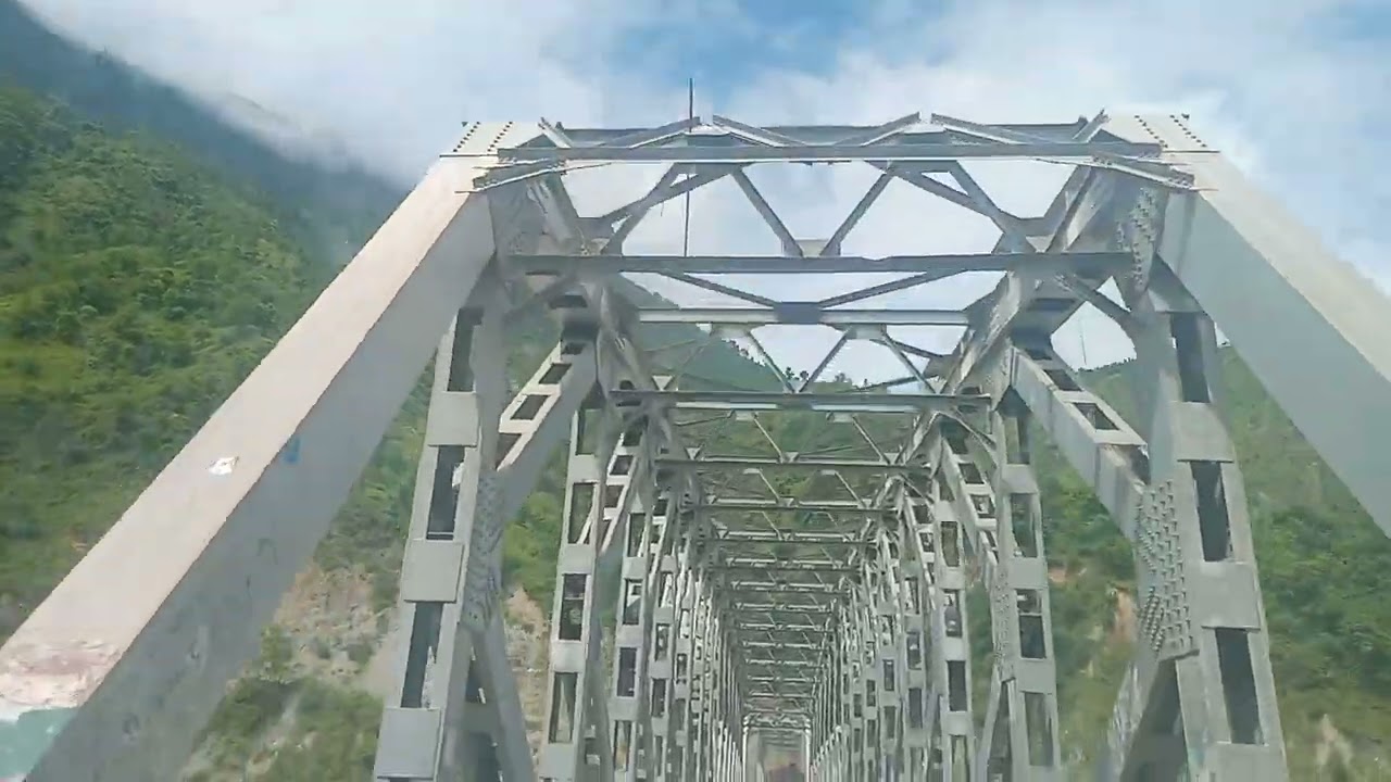 Sunkoshi Bridge @ Ghurmi, Shinduli, Nepal - YouTube