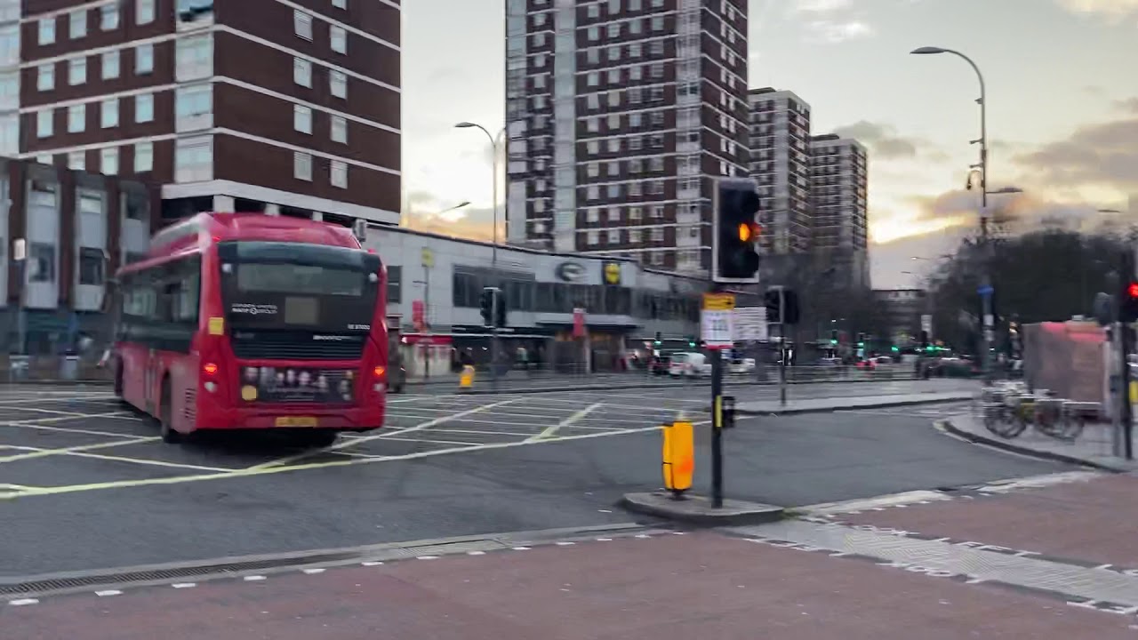 RATP London United S E200EV BYD Not In Service Direction - YouTube