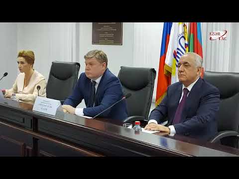 Baş nazir Əli Əsədova Rusiya İqtisadiyyat Universitetinin Fəxri doktoru adı verilib