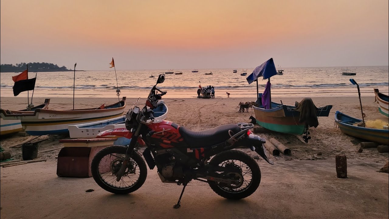 Ride 4 - Day 2 : Jay Ganesh Mandir, Rajkot Jetty, Kolamb Beach, Adari ...
