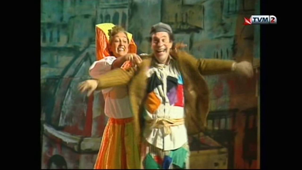 Gahan - Mary Rose Mallia & Mario Ellul (Maltese Folk Music) - YouTube