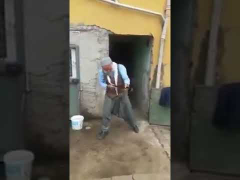 Bir buçuk aydır evden çıkmayan yaşlılar Sonunda olacağı buydu ☺️