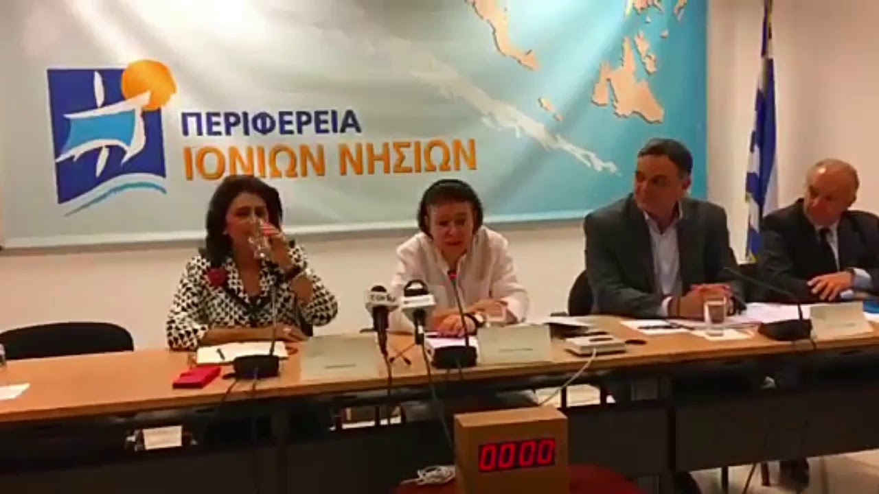 Η υπουργός Πολιτισμού Λίνα Μενδωνη στην Κέρκυρα - YouTube