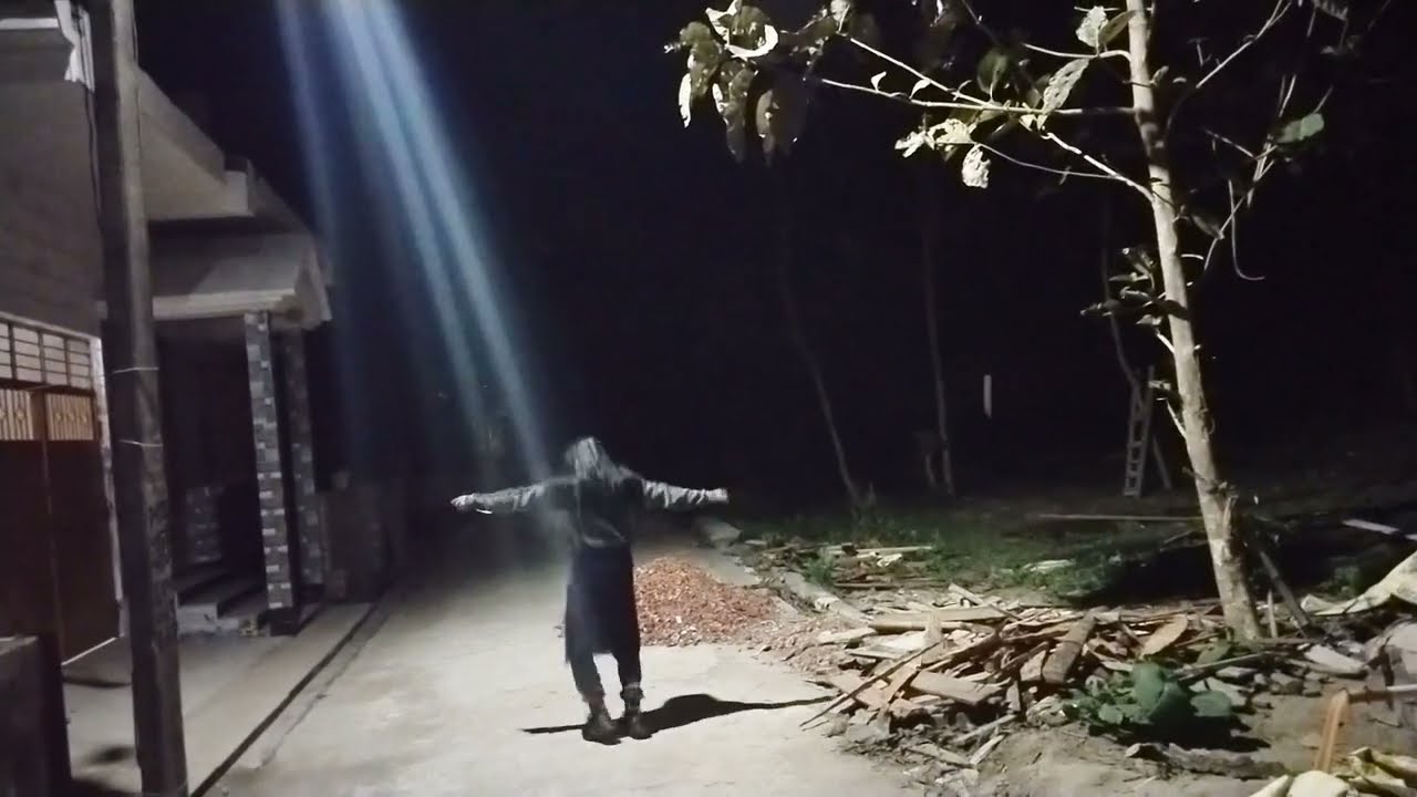 SERBIAN DANCING LADY IN REAL LIFE 😵( PART 3) - YouTube