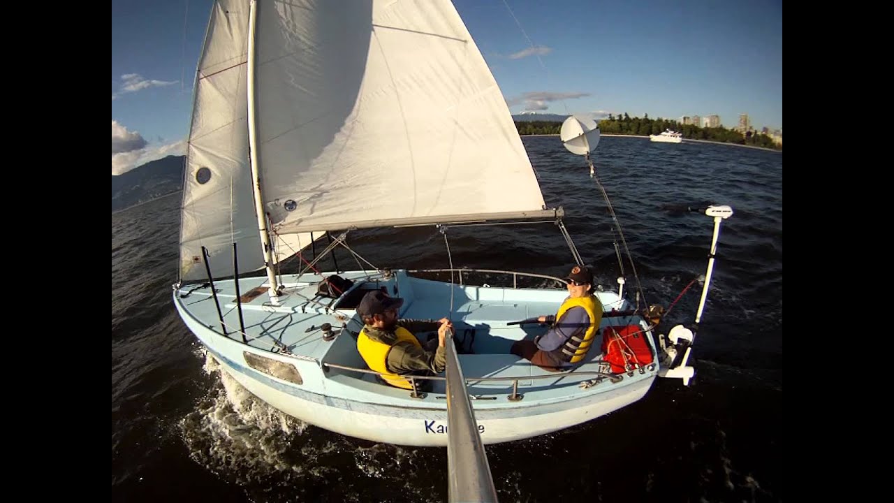 Cal20 Kantate sailing in English Bay - YouTube