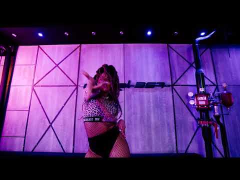 M357 DAILY: Twerk - Justina