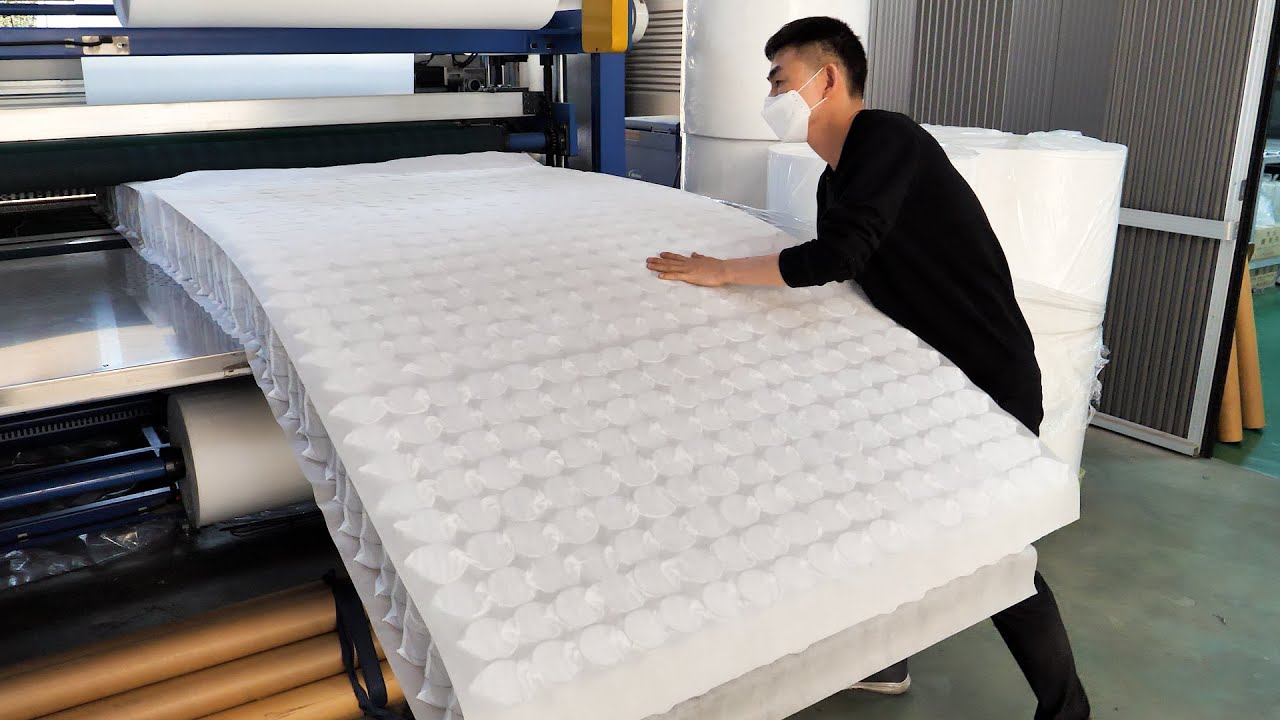 Process of making softest mattresses. Korean bed mass production ...