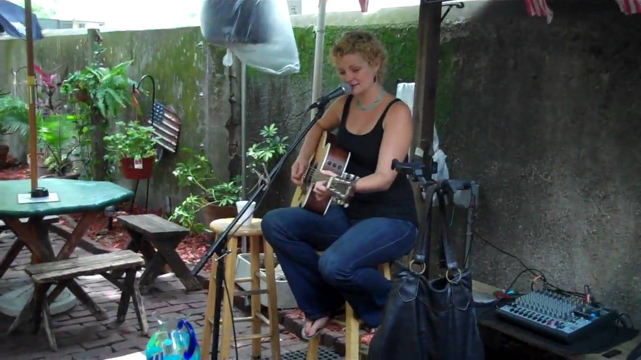 Amy Hendrickson covers "Pink Floyd" 6/6/10.MP4 - YouTube