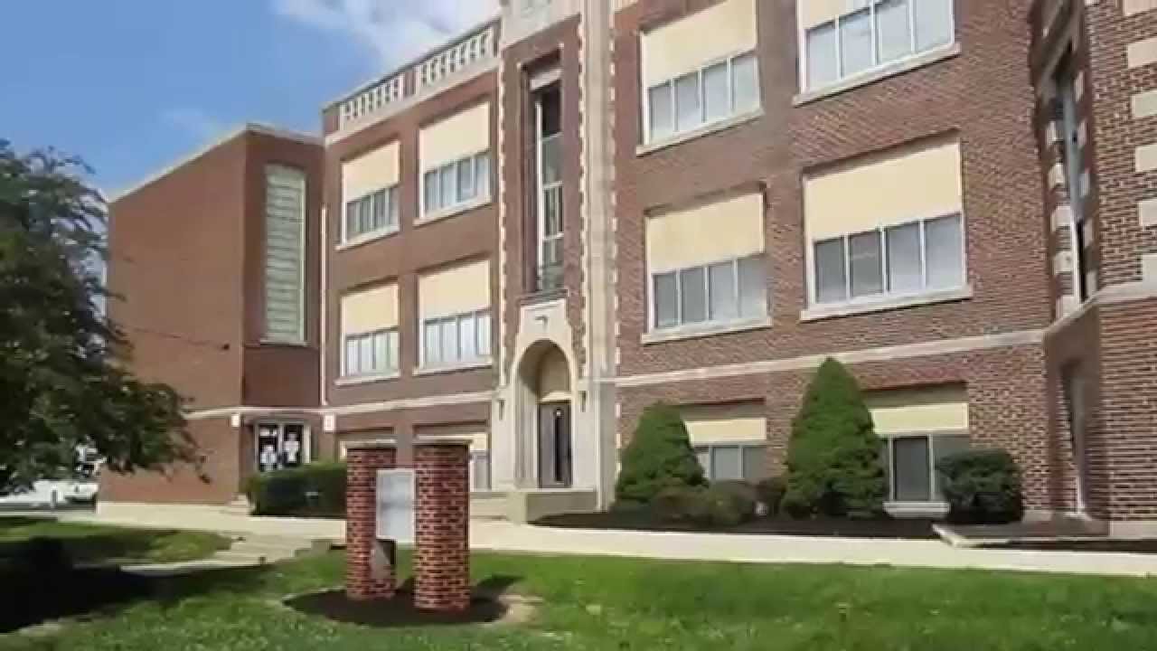 Bennett Junior High in Piqua, Ohio (a beautiful old school) - YouTube