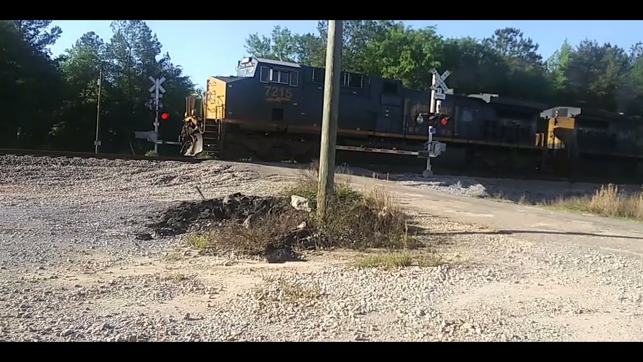 CSX M602 Leads to Pollard Alabama CSX 7215 CM44AC K3LA Horn - YouTube