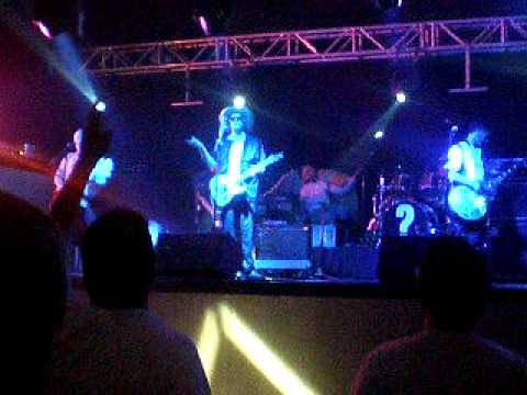 Siniestro total Sala NND (benissoda) Country western